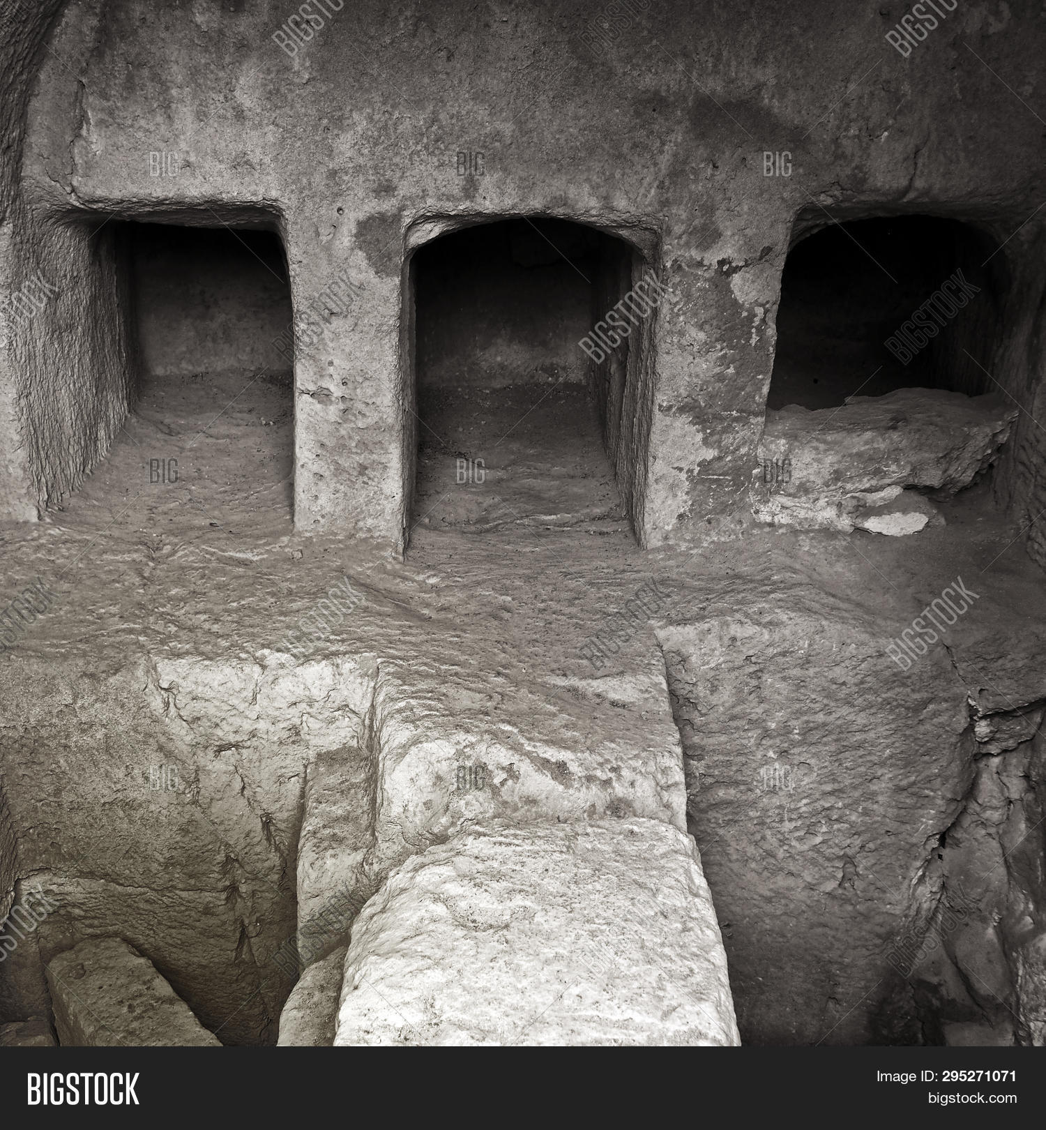 Monochrome Image Dark Image & Photo (Free Trial) | Bigstock