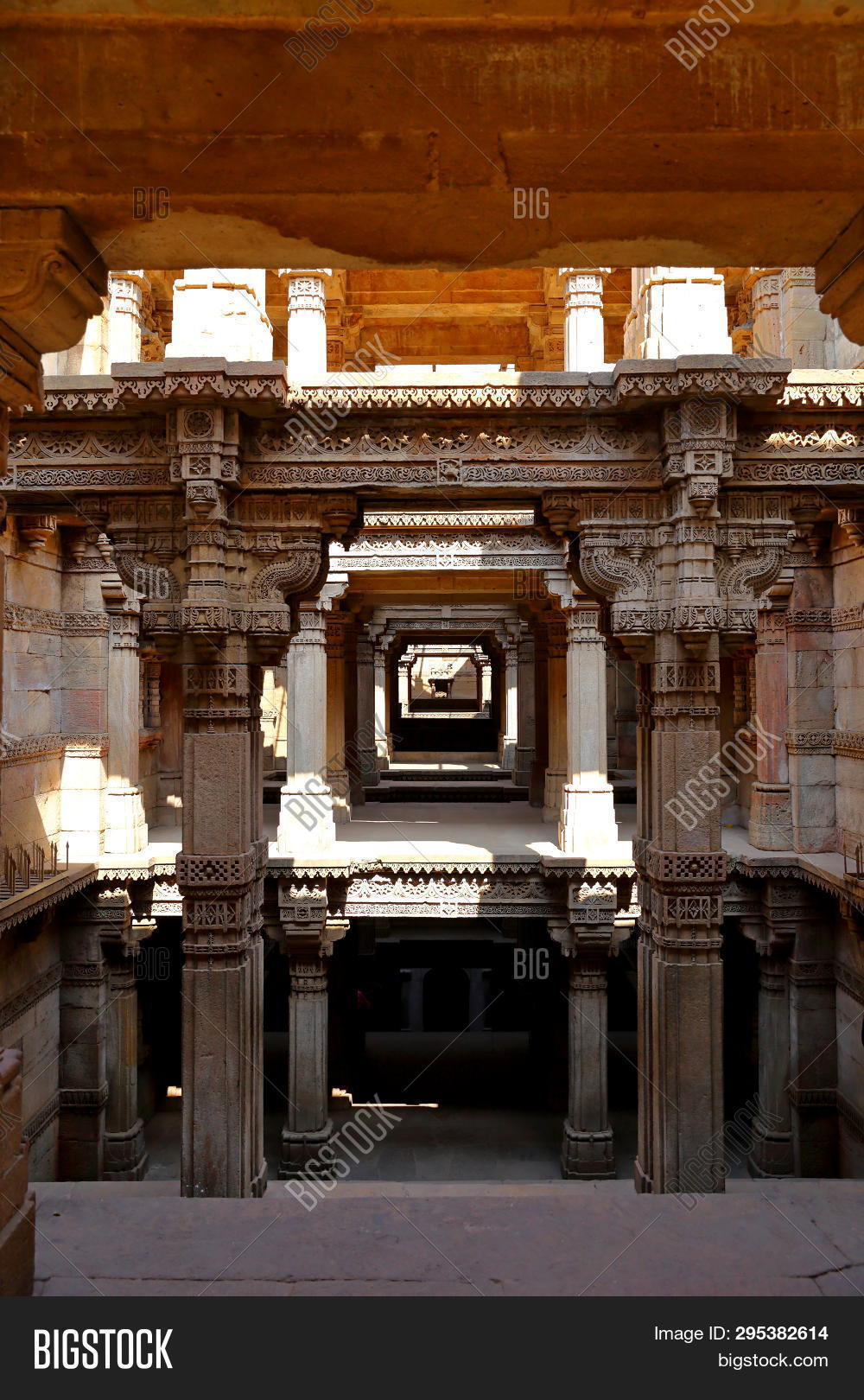 Adalaj Stepwell Hindu Image & Photo (Free Trial) | Bigstock
