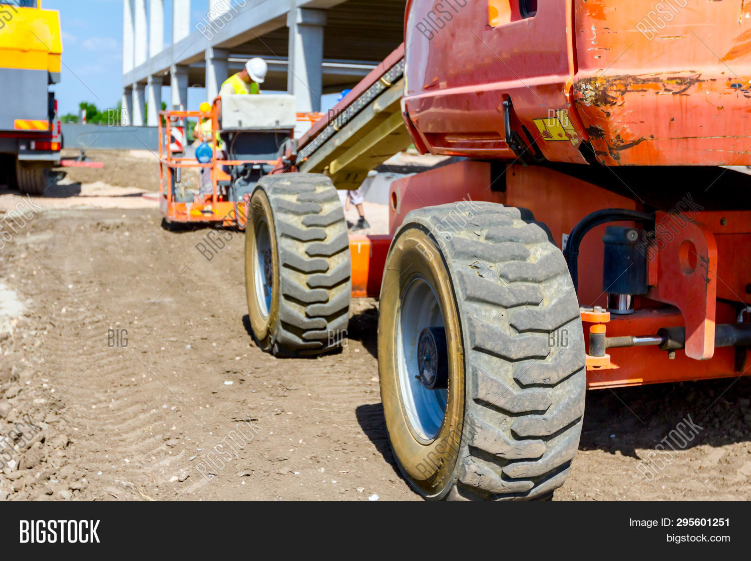 Rigger Cherry Picker, Image & Photo (Free Trial) | Bigstock