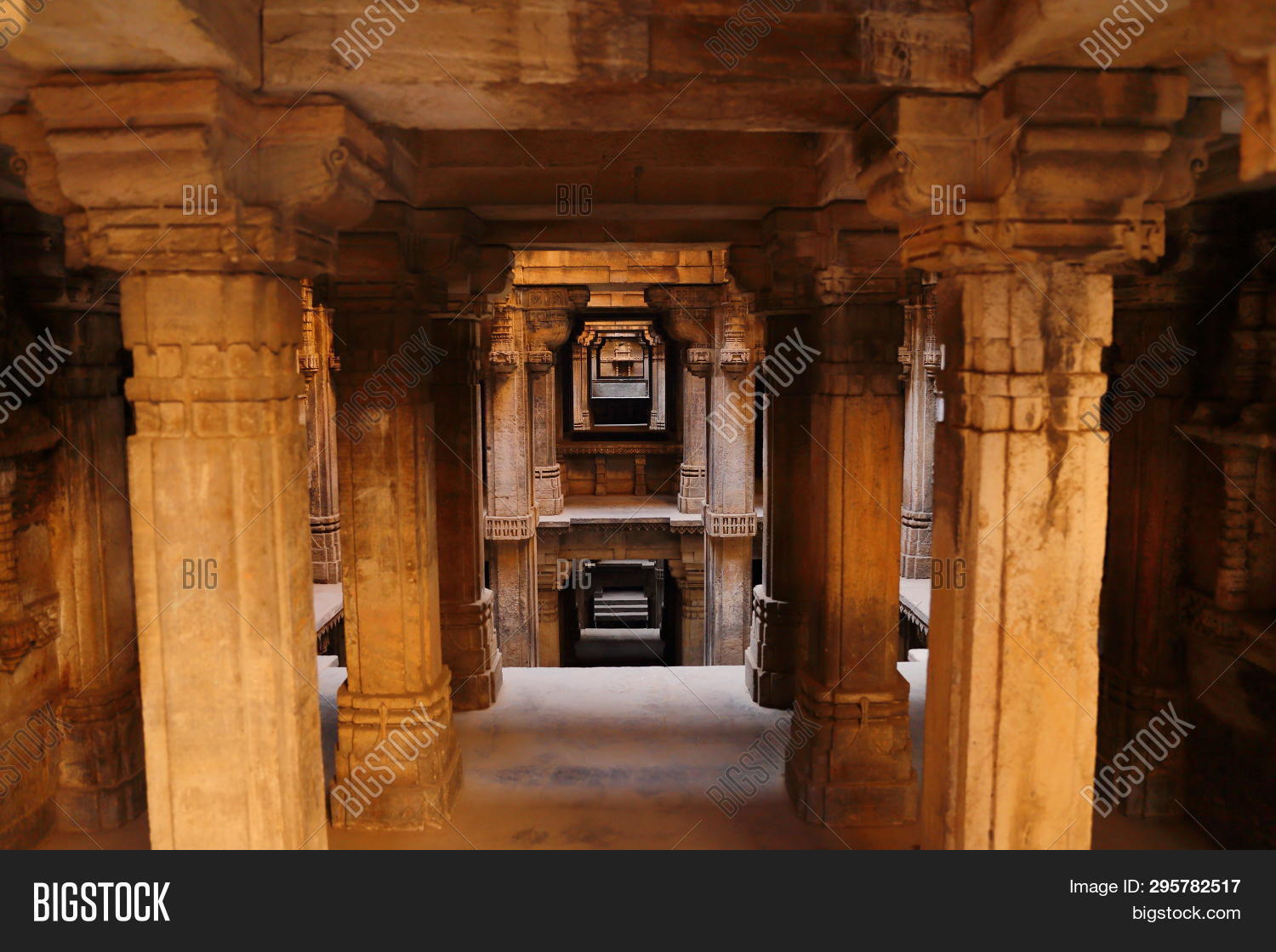 Dada Harir Vav Image & Photo (Free Trial) | Bigstock