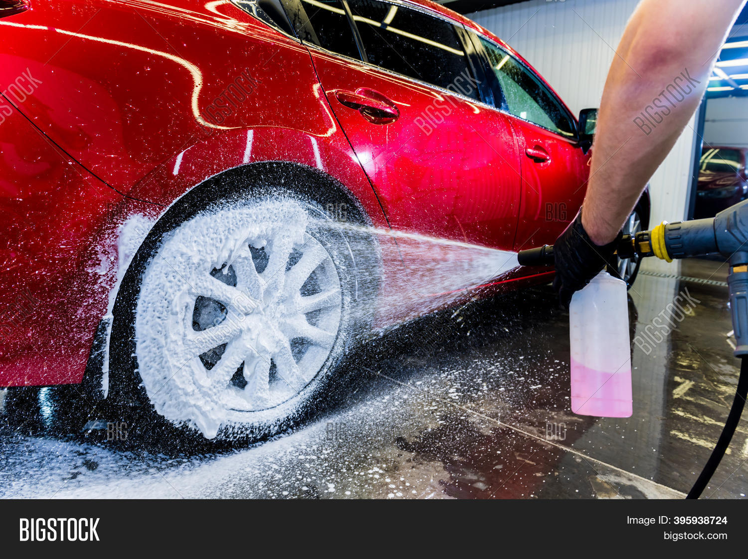 Cleaning Car Wheel Image & Photo (Free Trial) | Bigstock
