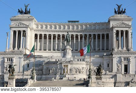 White Monument Called Image & Photo (Free Trial) | Bigstock