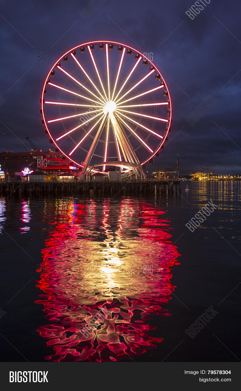 Seattle Big Wheel Image & Photo (Free Trial) | Bigstock