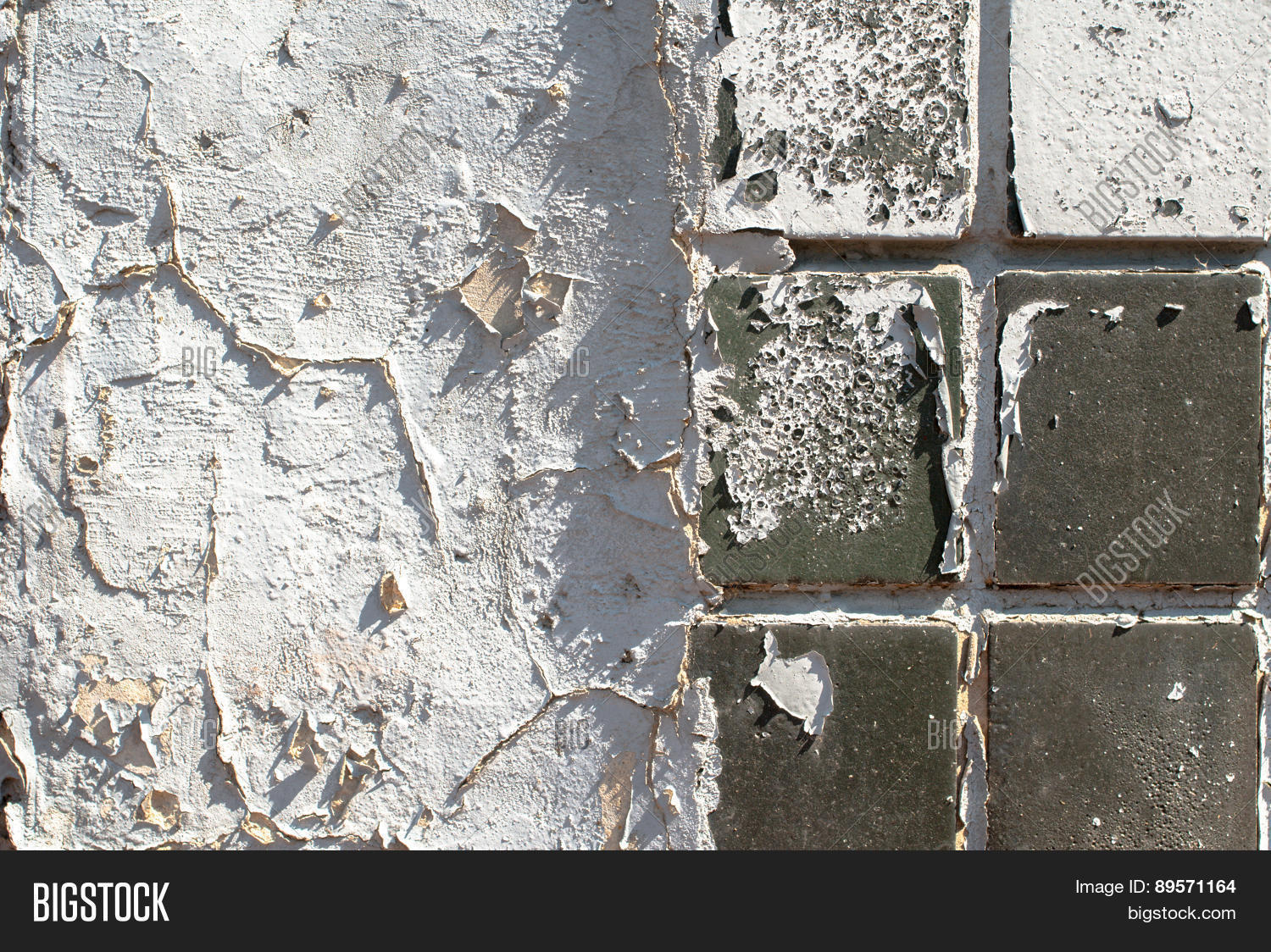 Chipped Paint On Wall Image & Photo (Free Trial) | Bigstock