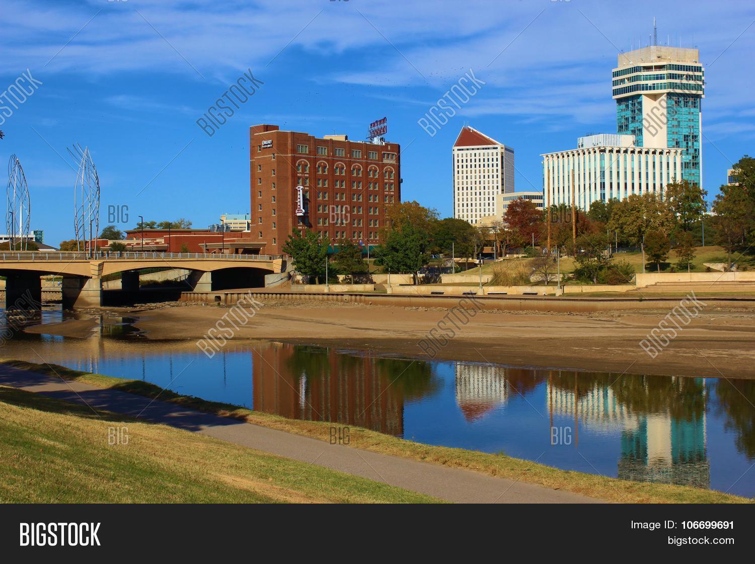 Wichita Skyline Image & Photo (Free Trial) | Bigstock