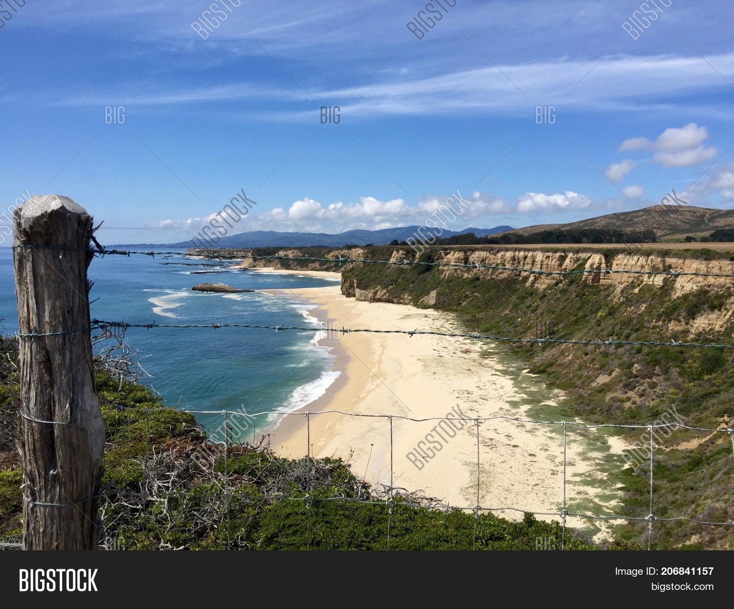 Spectacular Cliffside Image & Photo (Free Trial) | Bigstock