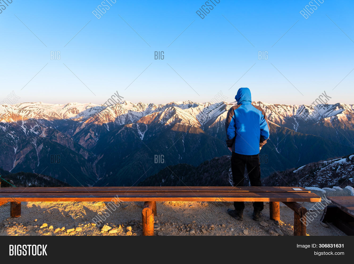 Man Seeing Scenery Image & Photo (Free Trial) | Bigstock