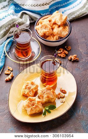 Middle Eastern Arabic Image & Photo (Free Trial) | Bigstock