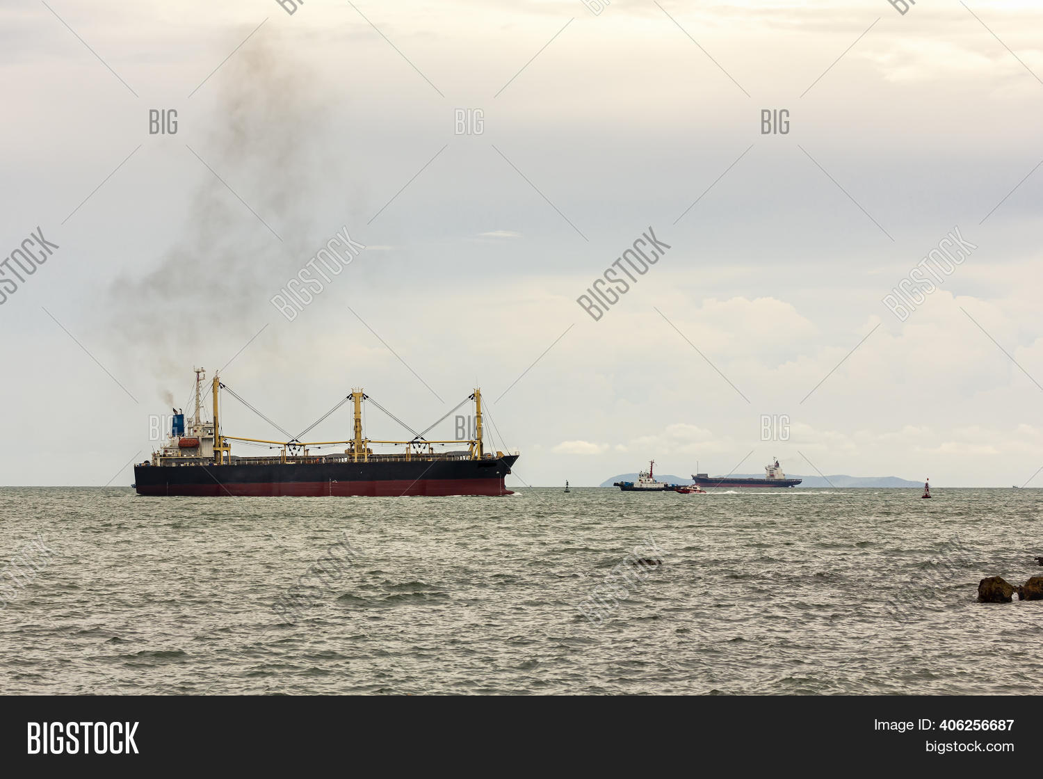 Large Cargo Ship Image & Photo (Free Trial) | Bigstock
