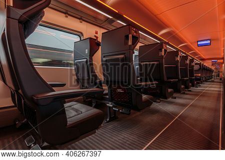 Side View Into Train Image & Photo (Free Trial) | Bigstock
