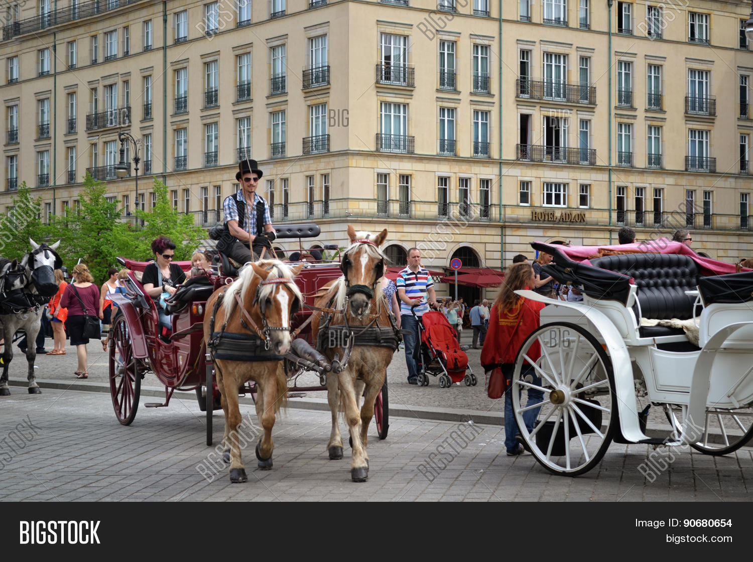 Carriage Rides Image & Photo (Free Trial) | Bigstock