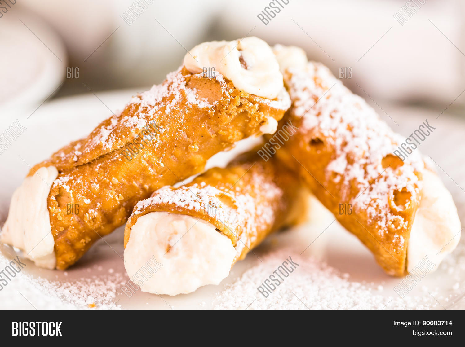 Cannoli Image & Photo (Free Trial) | Bigstock