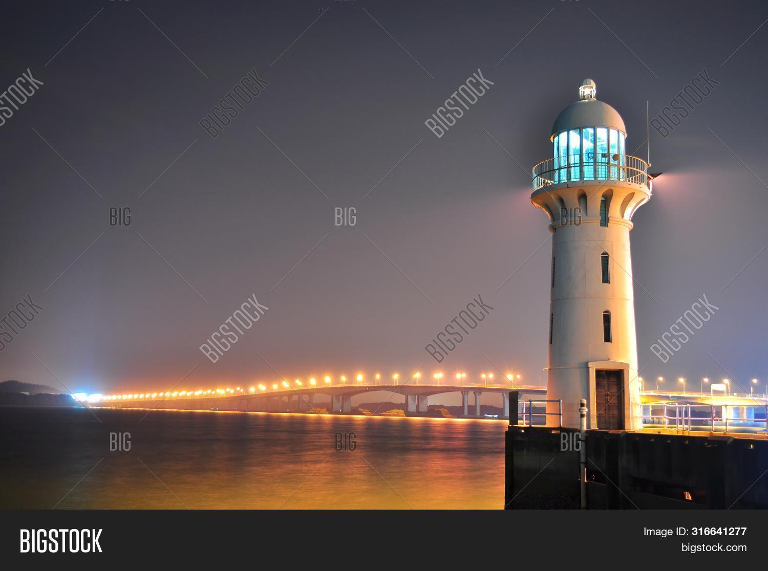 Lighthouse Tuas ( West Image & Photo (Free Trial) | Bigstock
