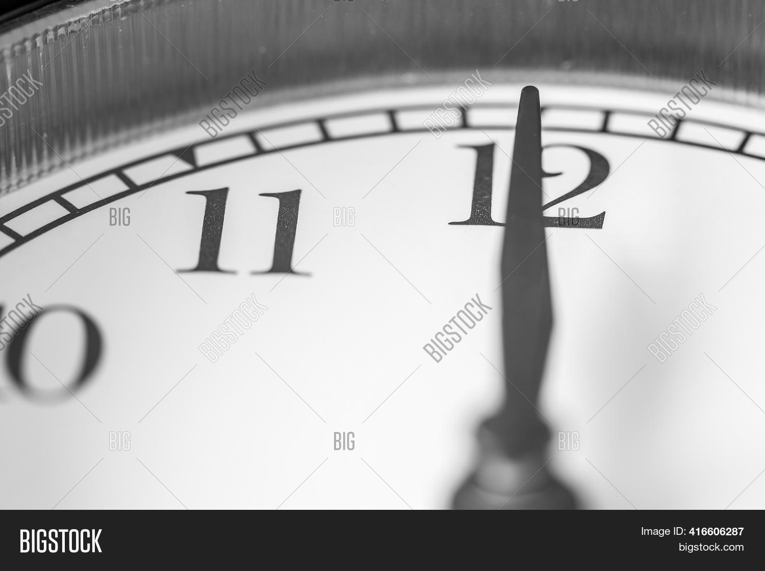 Clock Hand Pointing Image & Photo (Free Trial) | Bigstock