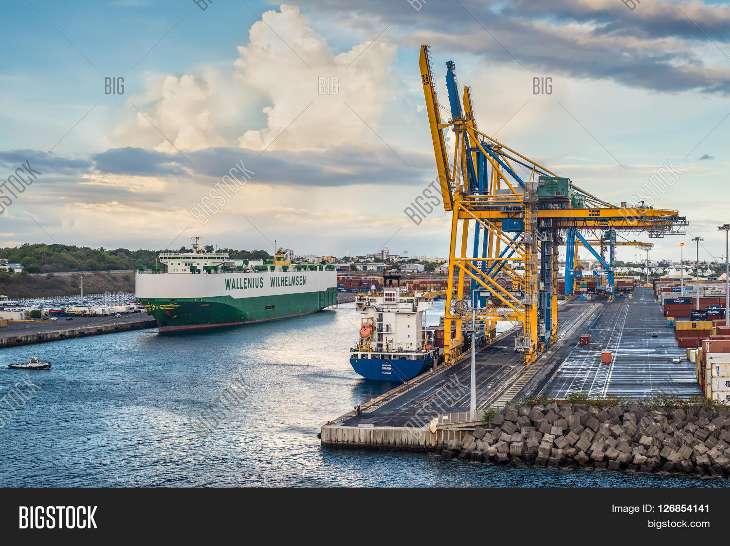 Le Port Reunion Island Image & Photo (Free Trial) | Bigstock