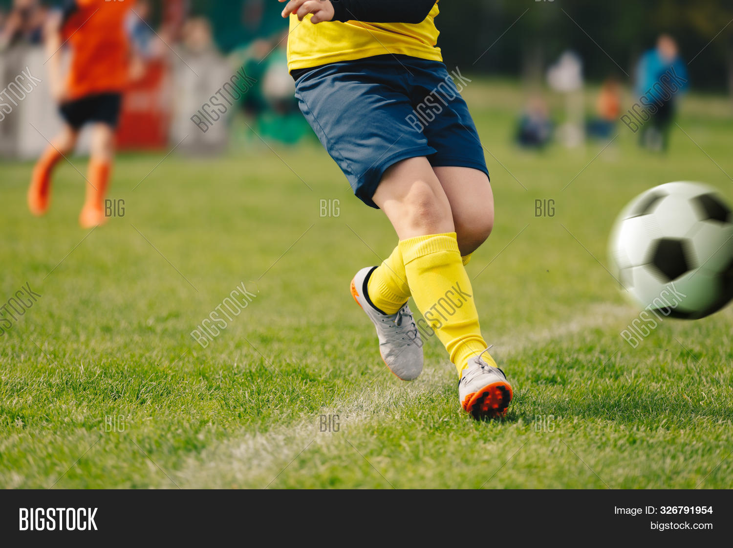 Shoot Football Player Image & Photo (Free Trial) | Bigstock