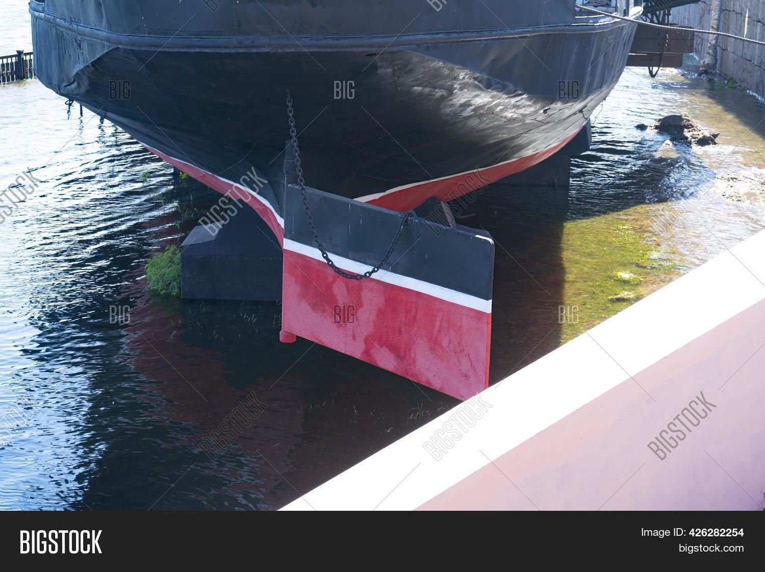 Keel Old Ship Stern Image & Photo (Free Trial) | Bigstock