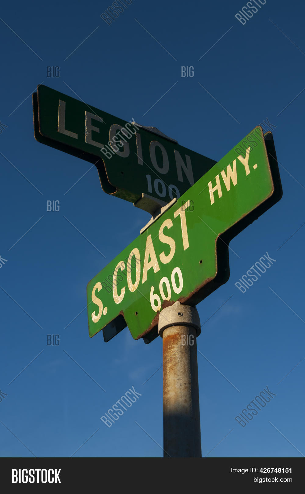 Green Road Sign South Image & Photo (Free Trial) | Bigstock