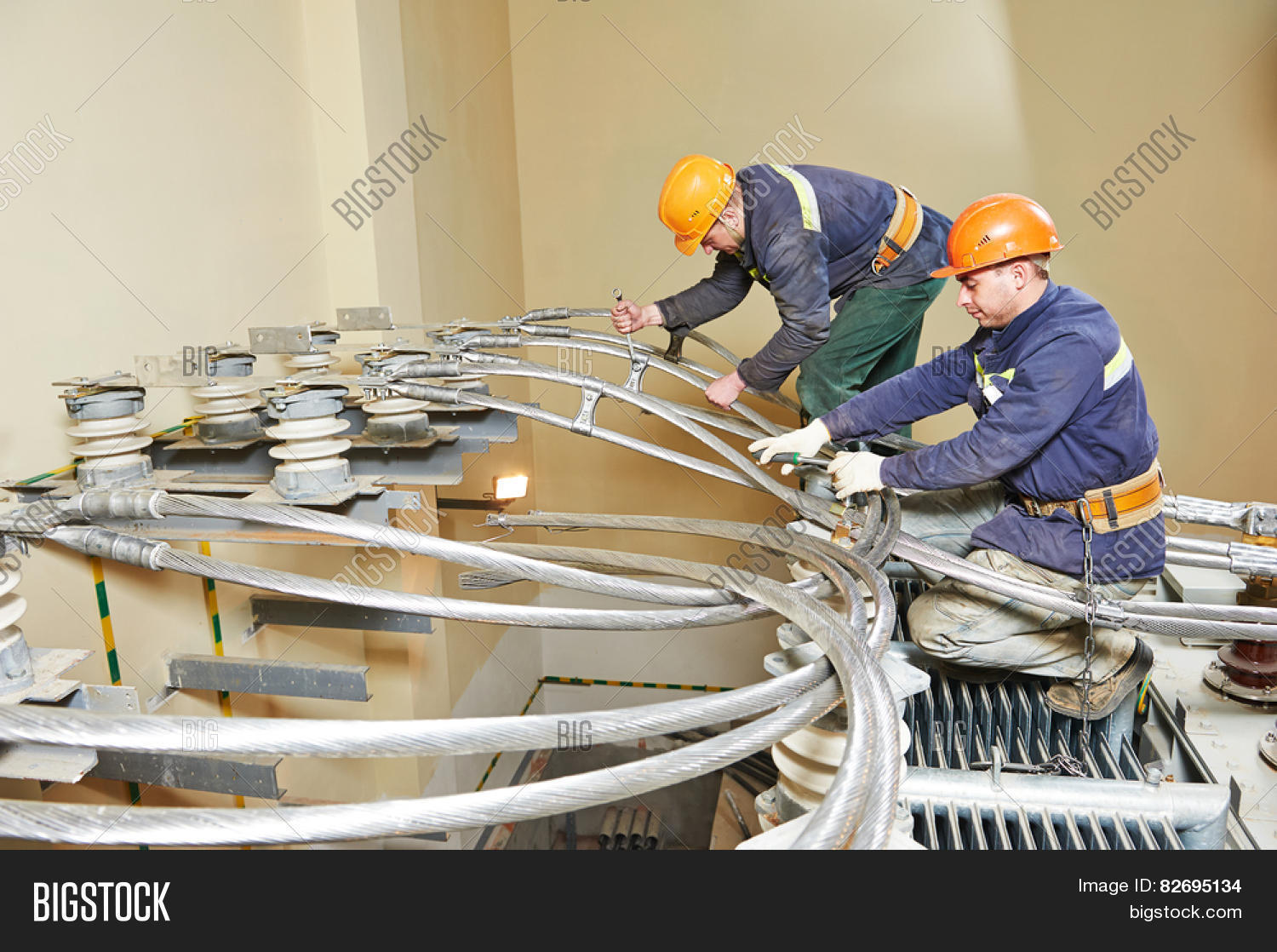 Electricians Lineman Image & Photo (Free Trial) | Bigstock