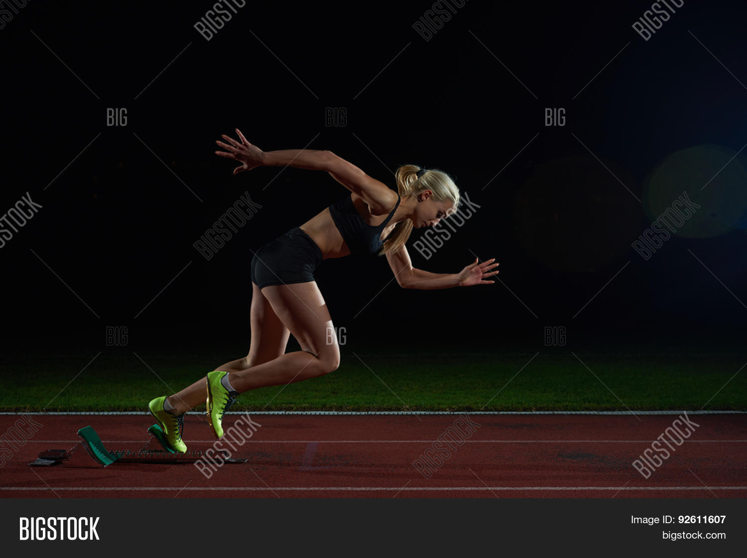 Woman Sprinter Leaving Image & Photo (Free Trial) | Bigstock