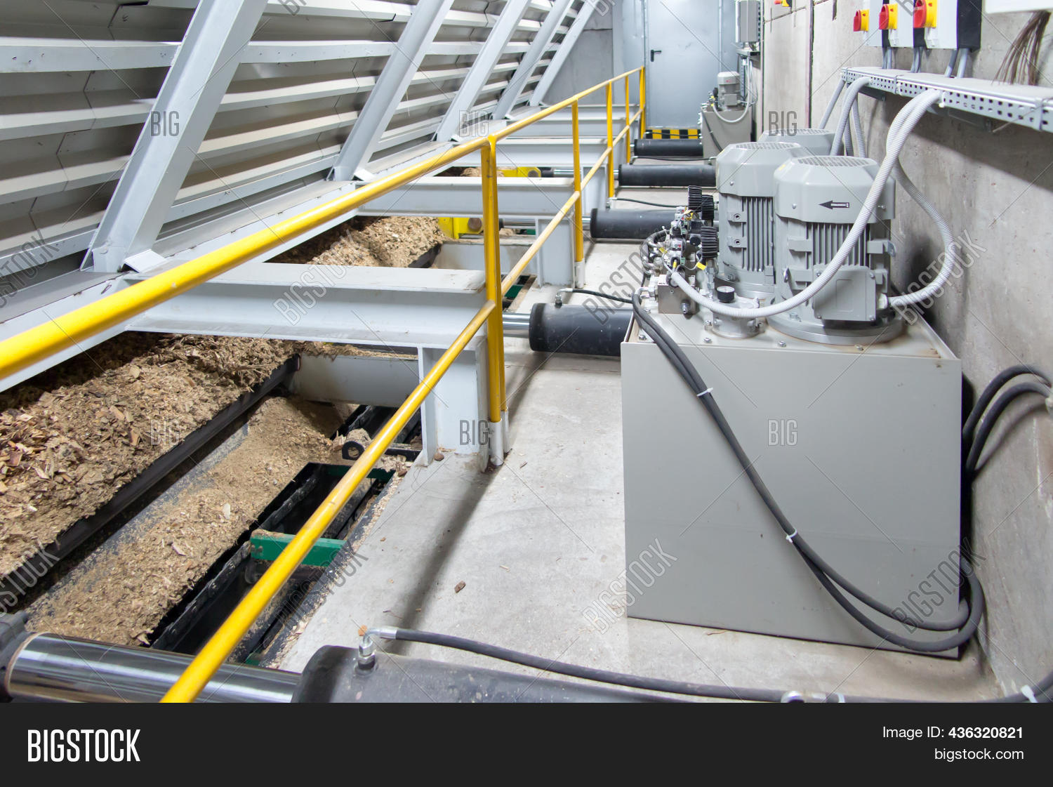 Hydraulic Cylinders Image & Photo (Free Trial) | Bigstock