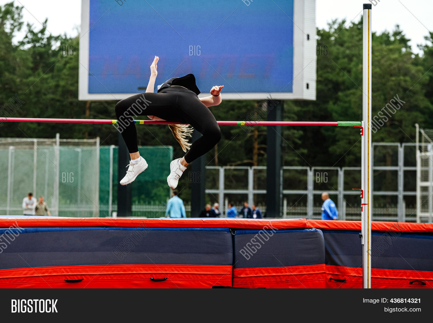 Female Athlete Jumper Image & Photo (Free Trial) | Bigstock