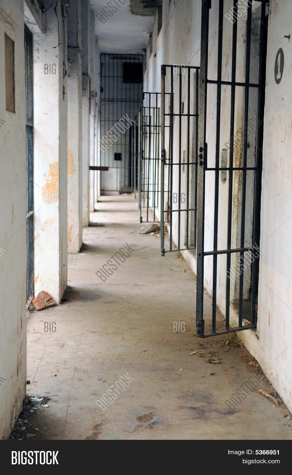 Prison Cell Image & Photo (Free Trial) | Bigstock