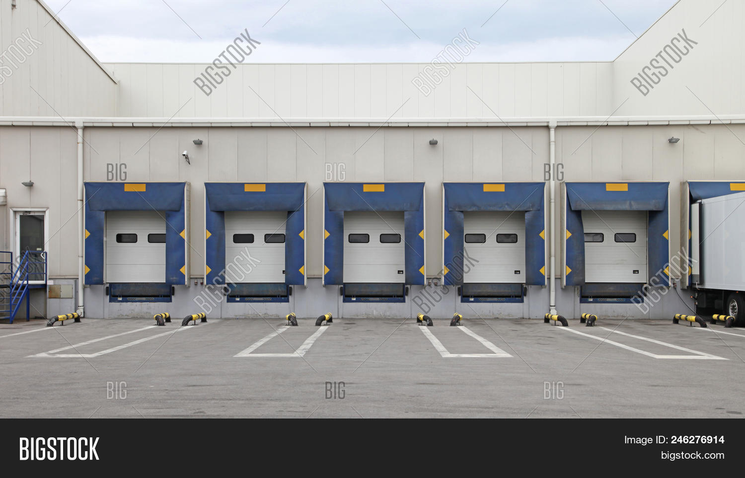 Loading Ramp Cargo Image & Photo (Free Trial) | Bigstock