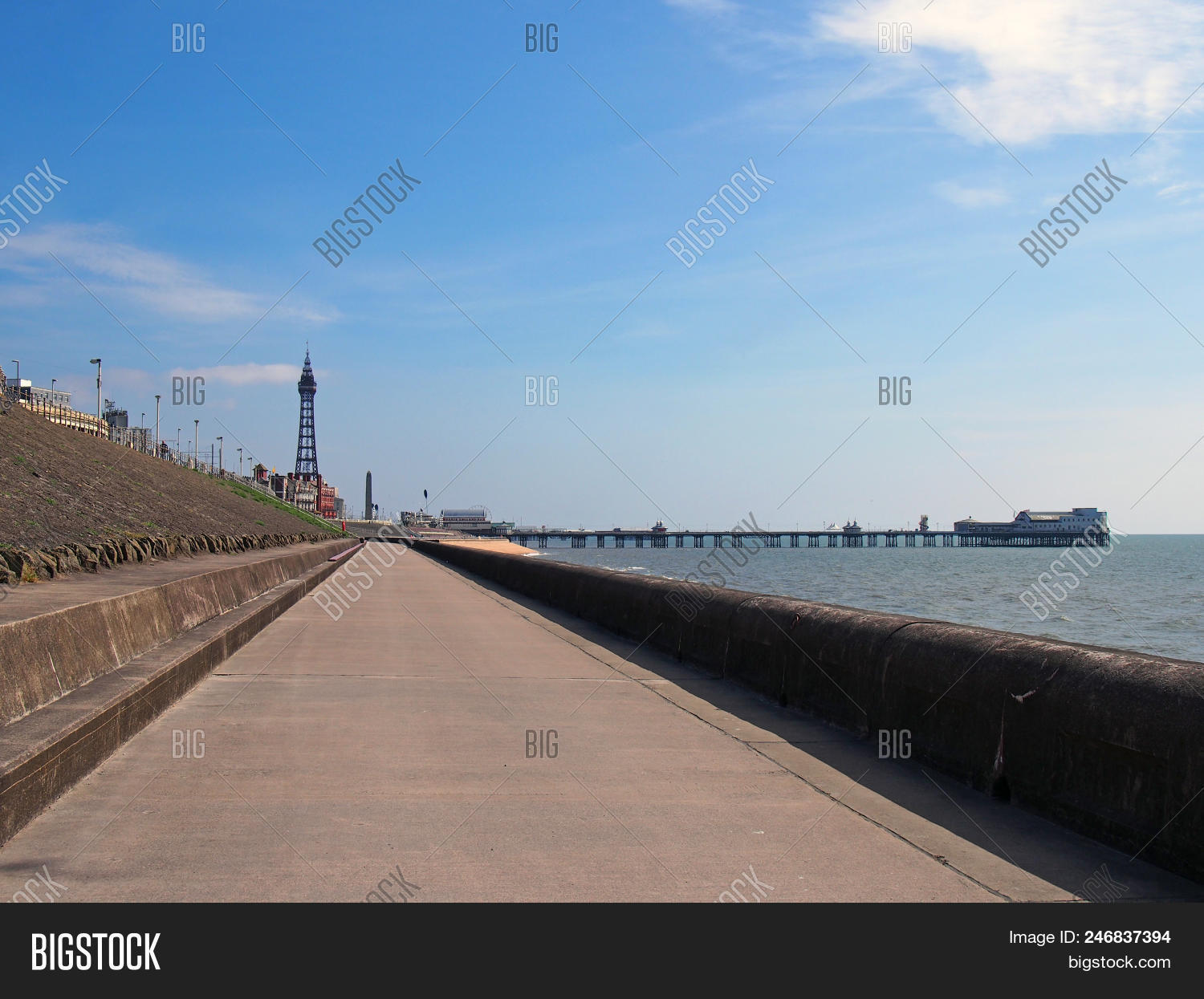 Vertical Perspective Image & Photo (Free Trial) | Bigstock