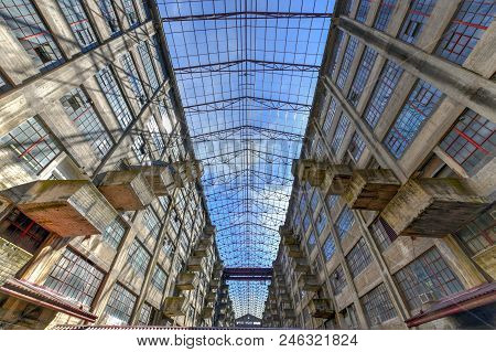 Brooklyn Army Terminal Image & Photo (Free Trial) | Bigstock