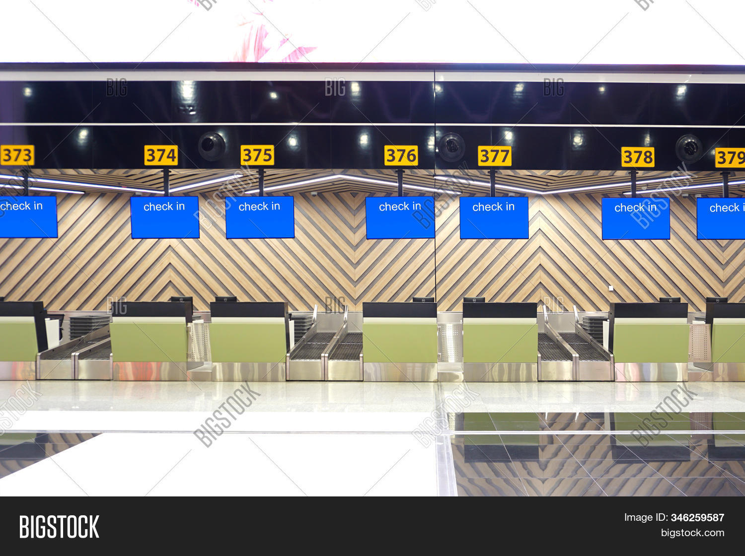 Airport Check In Desk