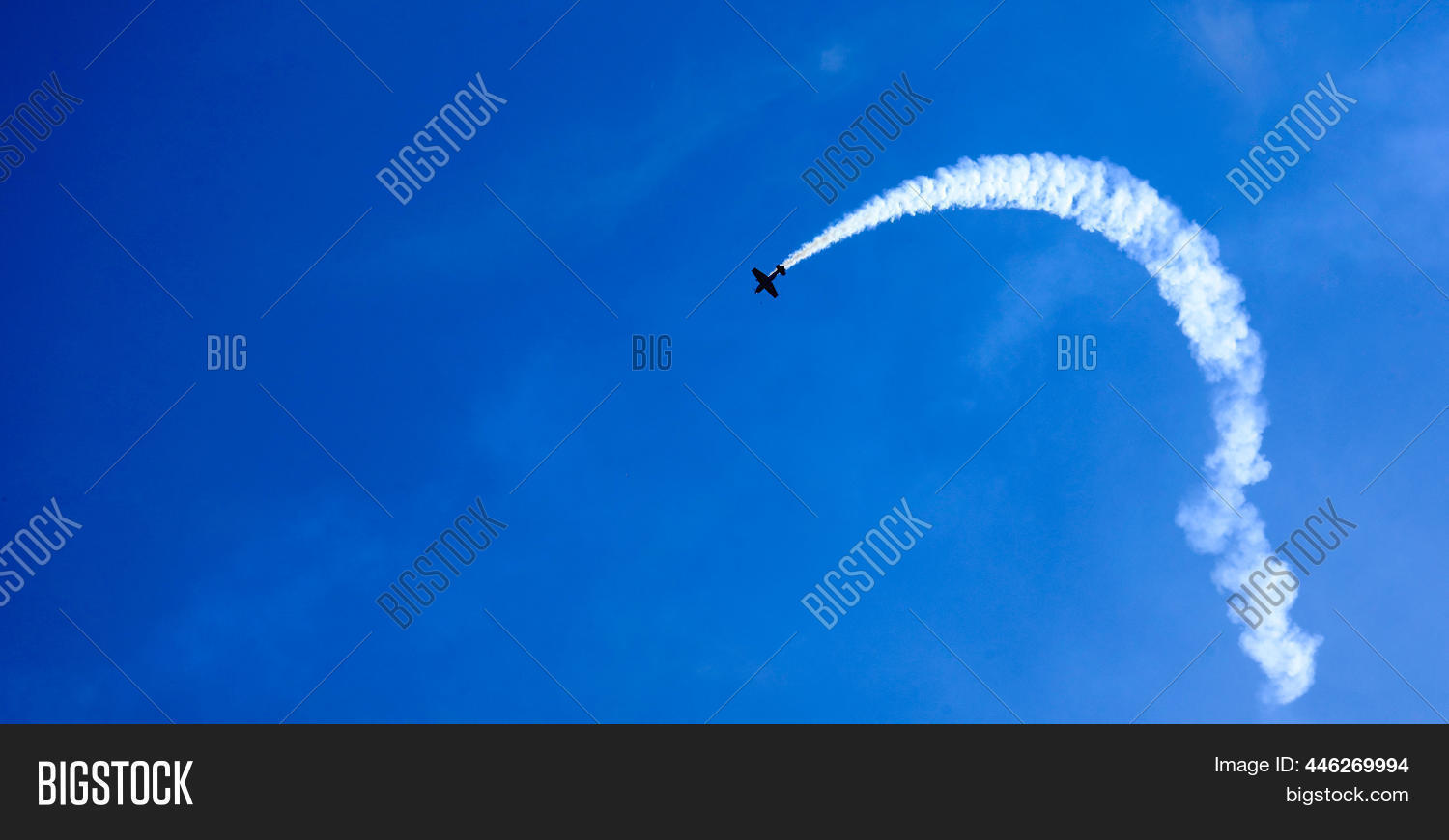 Overhead Flying Image & Photo (Free Trial) | Bigstock