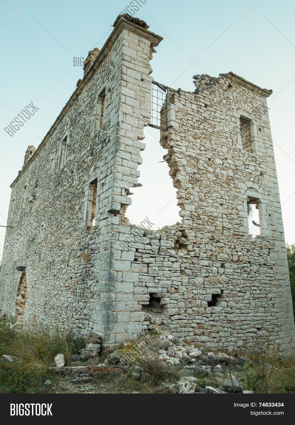 Ruined Building Image & Photo (Free Trial) | Bigstock