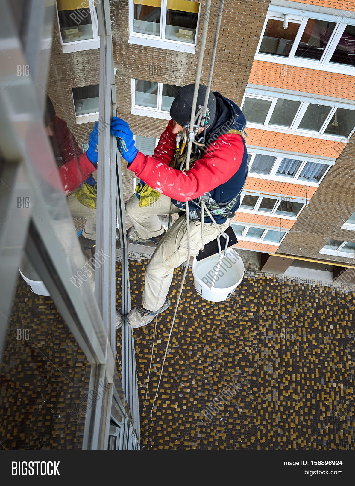 Man Hanging On Rope Image & Photo (Free Trial) | Bigstock