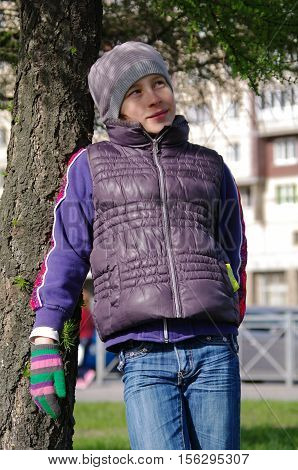 Teenager Girl Standing Image & Photo (Free Trial) | Bigstock