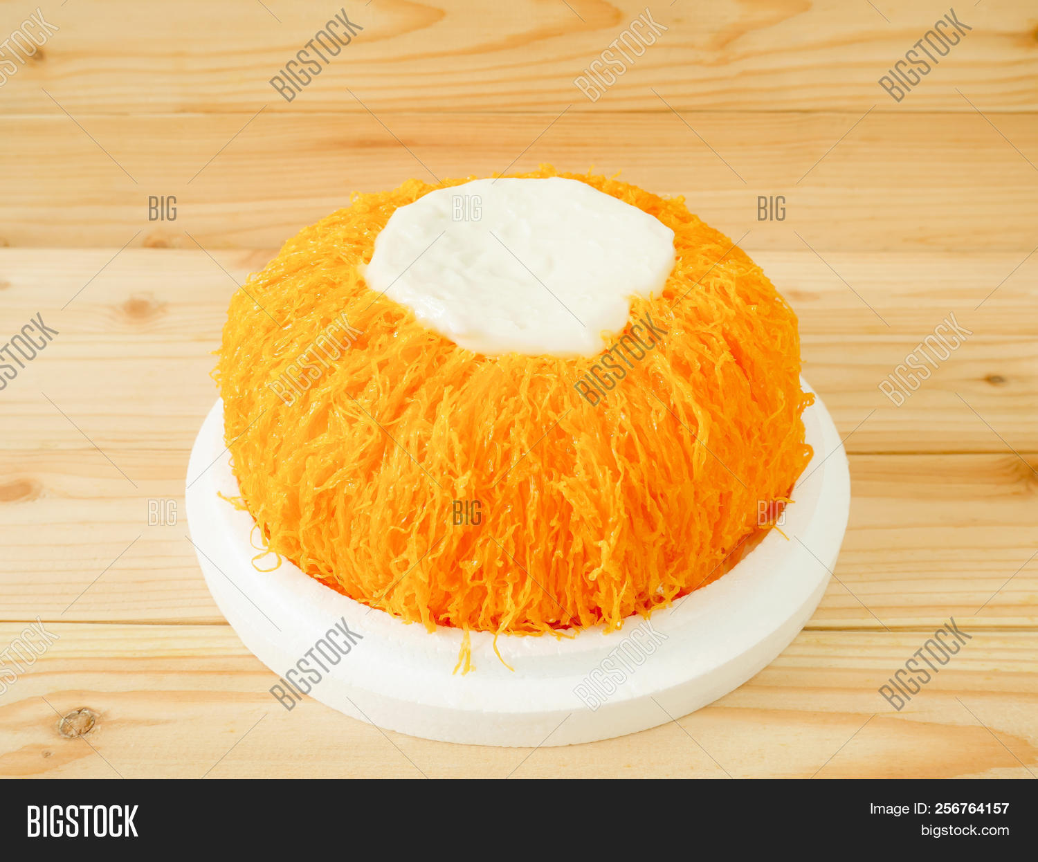 Egg Thread Cake (fios Image & Photo (Free Trial) | Bigstock
