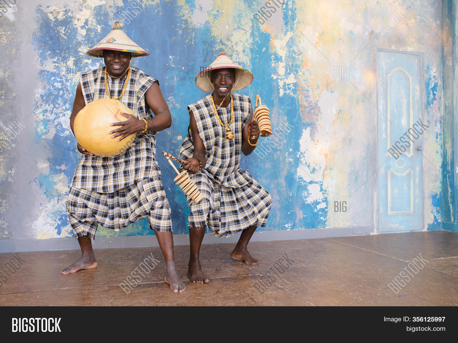 African Artist Image & Photo (Free Trial) | Bigstock