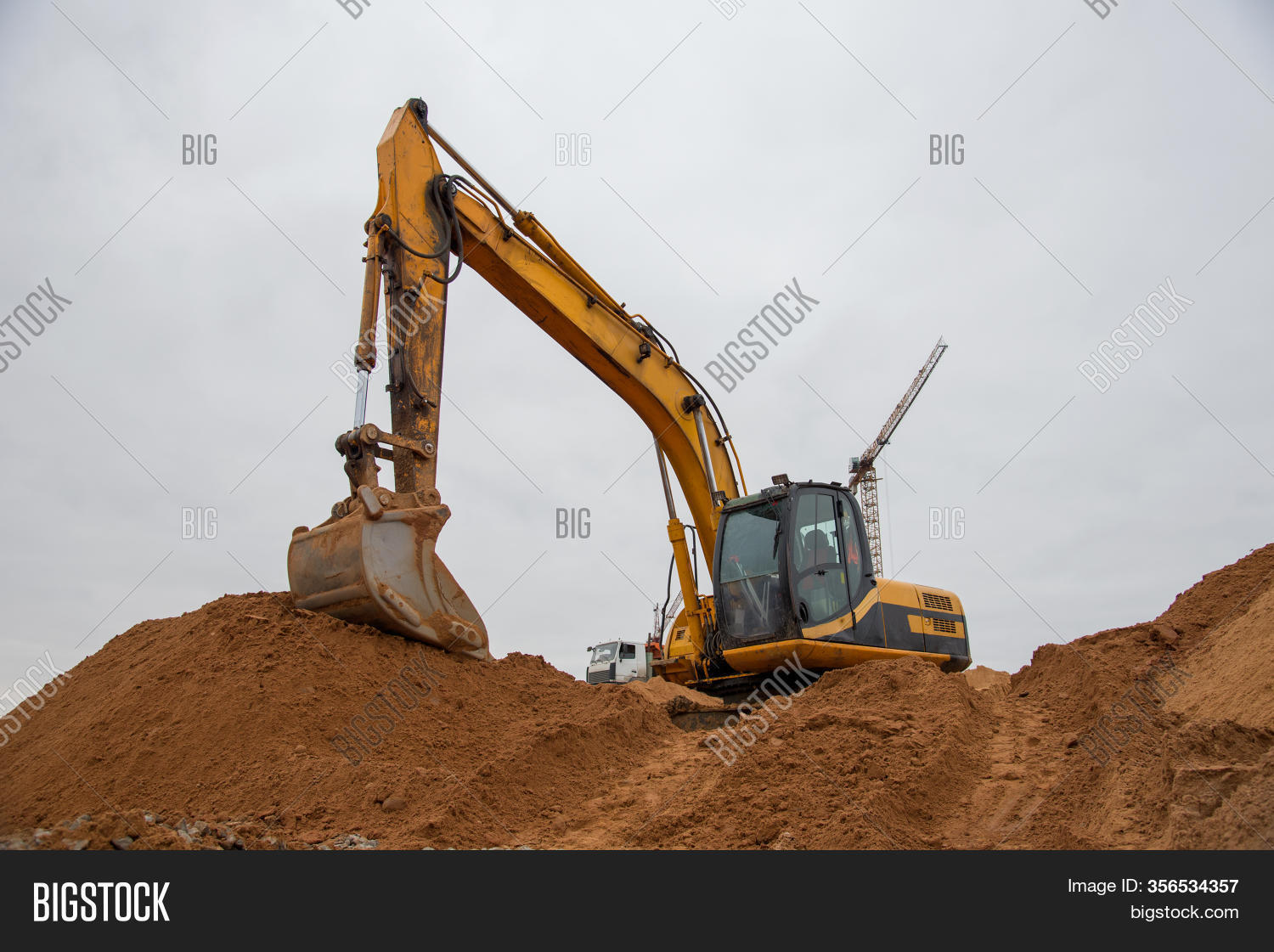 Excavator Earthworks Image & Photo (Free Trial) | Bigstock