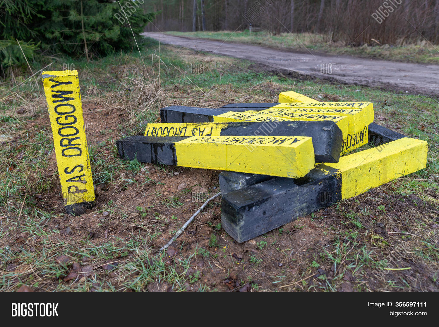 Yellow Road Post Image & Photo (Free Trial) | Bigstock