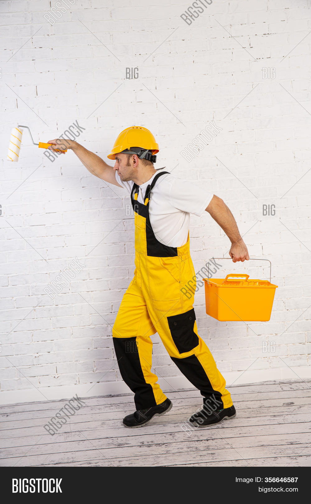 Construction Worker Image & Photo (Free Trial) | Bigstock