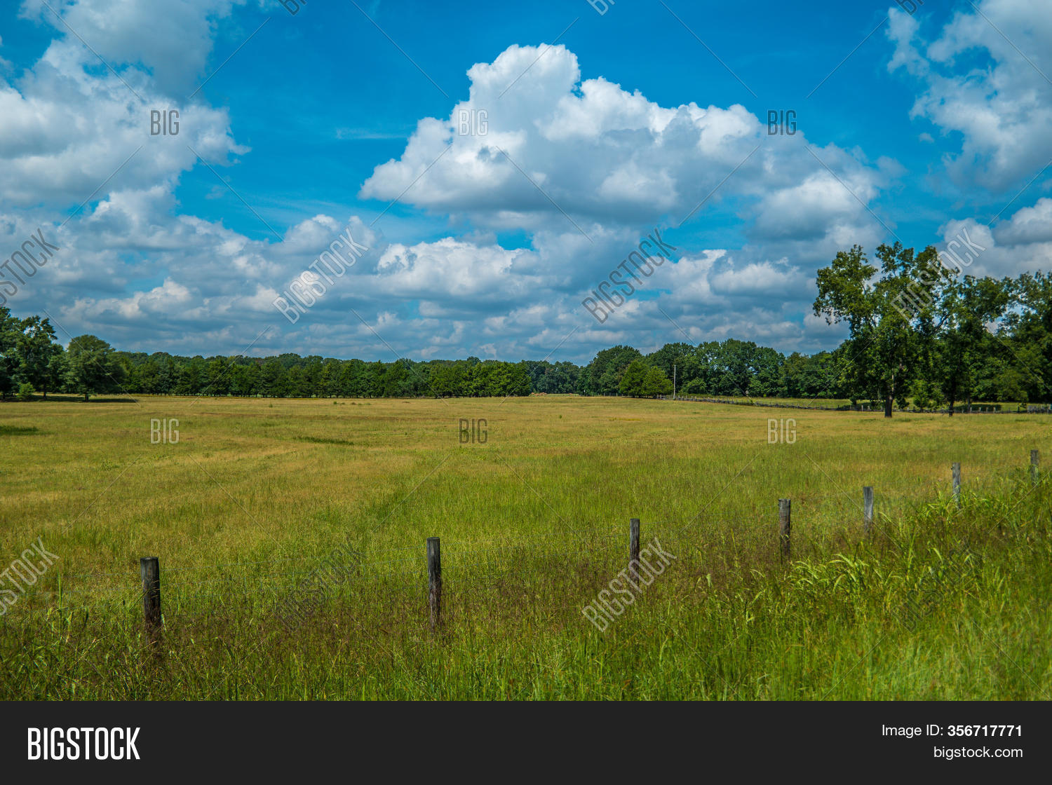 Rural Farmland Setting Image & Photo (Free Trial) | Bigstock