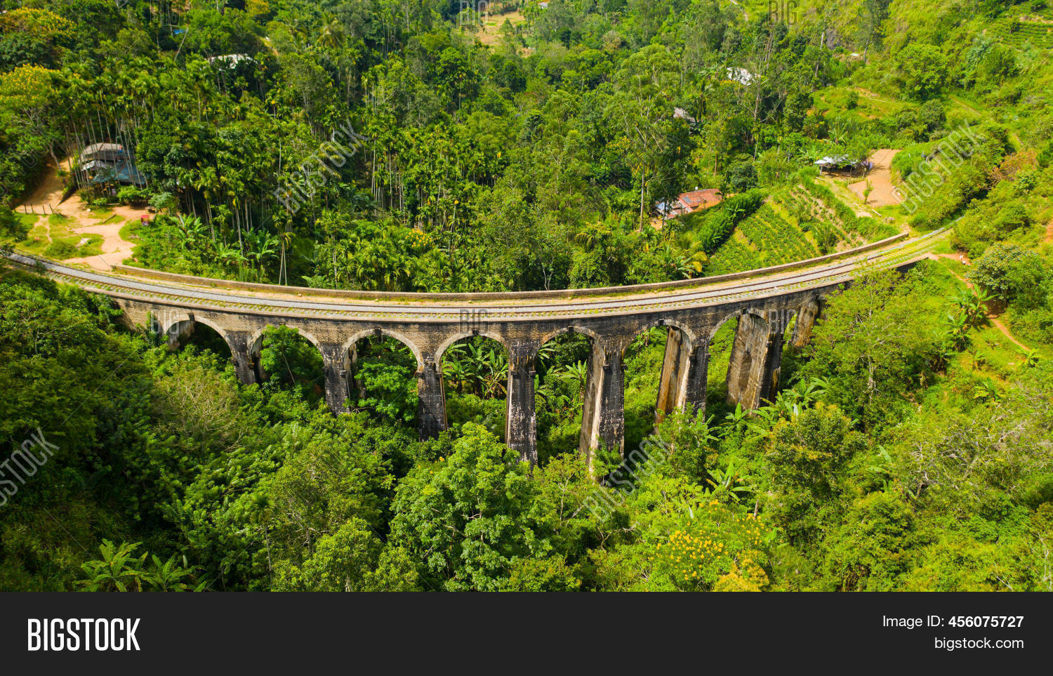 Ella Nine Arch Bridge Image & Photo (Free Trial) | Bigstock