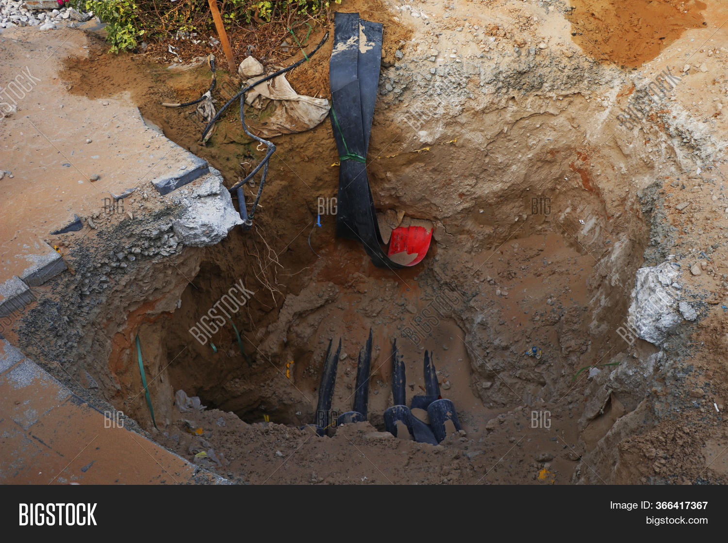 Deep Excavation Image & Photo (Free Trial) | Bigstock