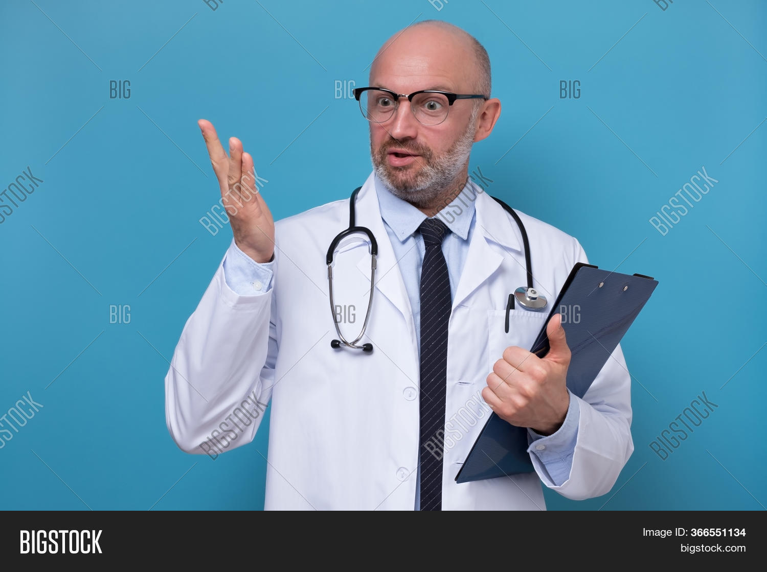 Doctor Thinking About Image & Photo (Free Trial) | Bigstock
