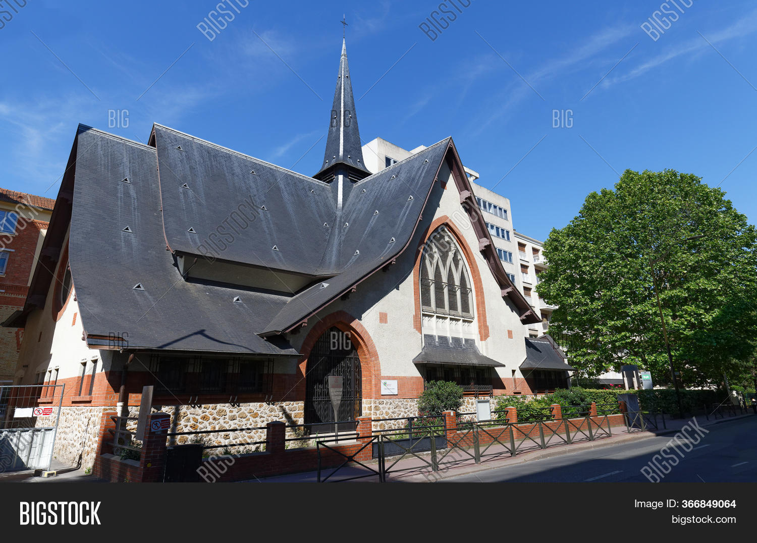 Levallois Perret, Image & Photo (Free Trial) | Bigstock