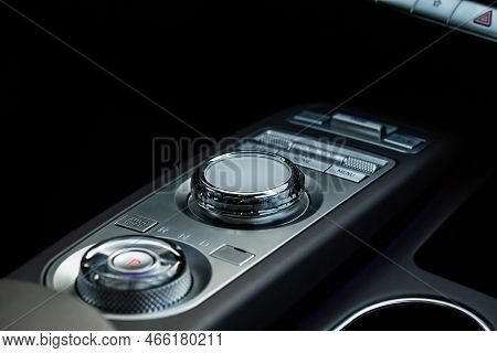 Drive Selector Button. Car Interior, Offroad Drive Controller Closeup ...