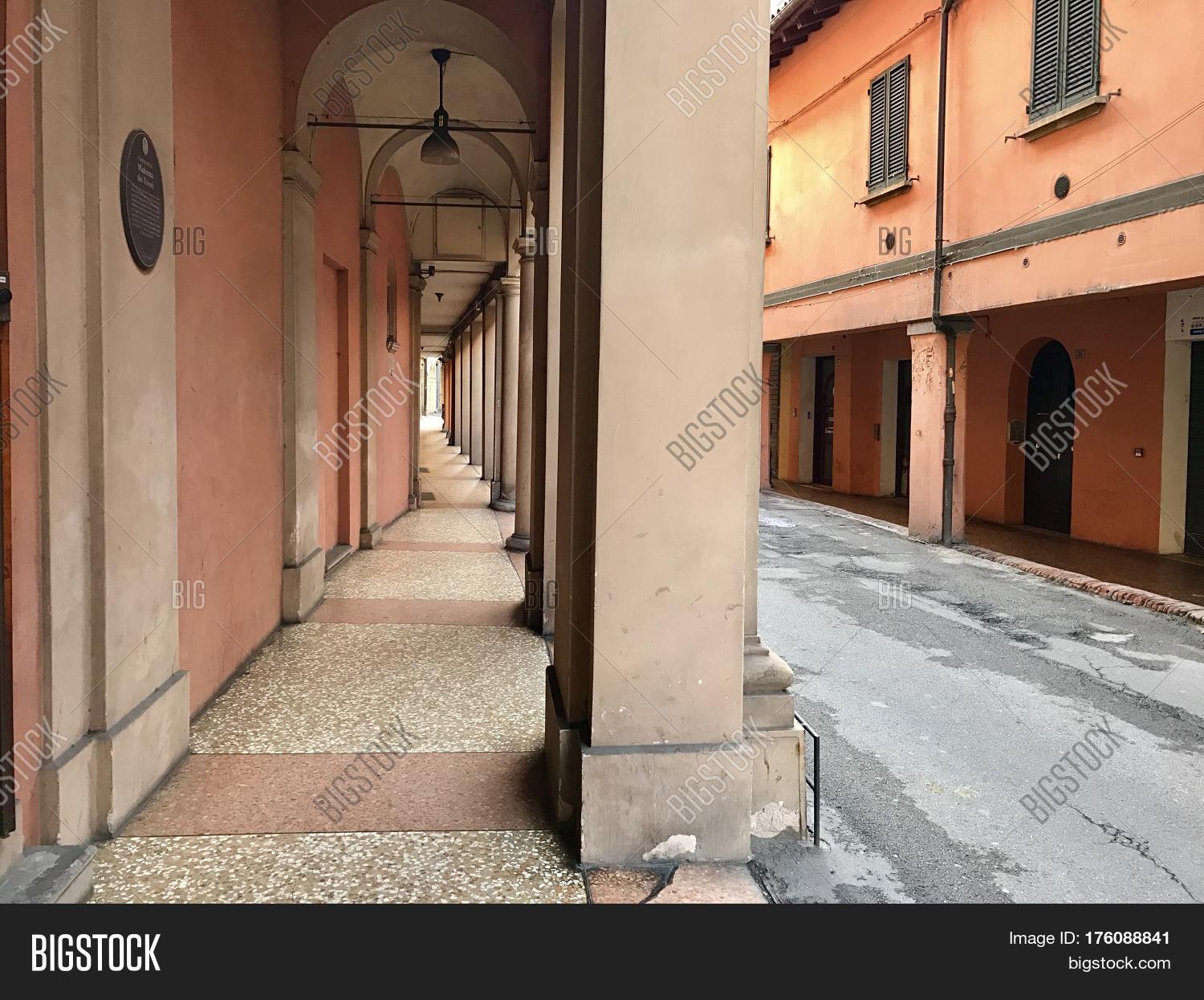 Narrow City Street Image & Photo (Free Trial) | Bigstock
