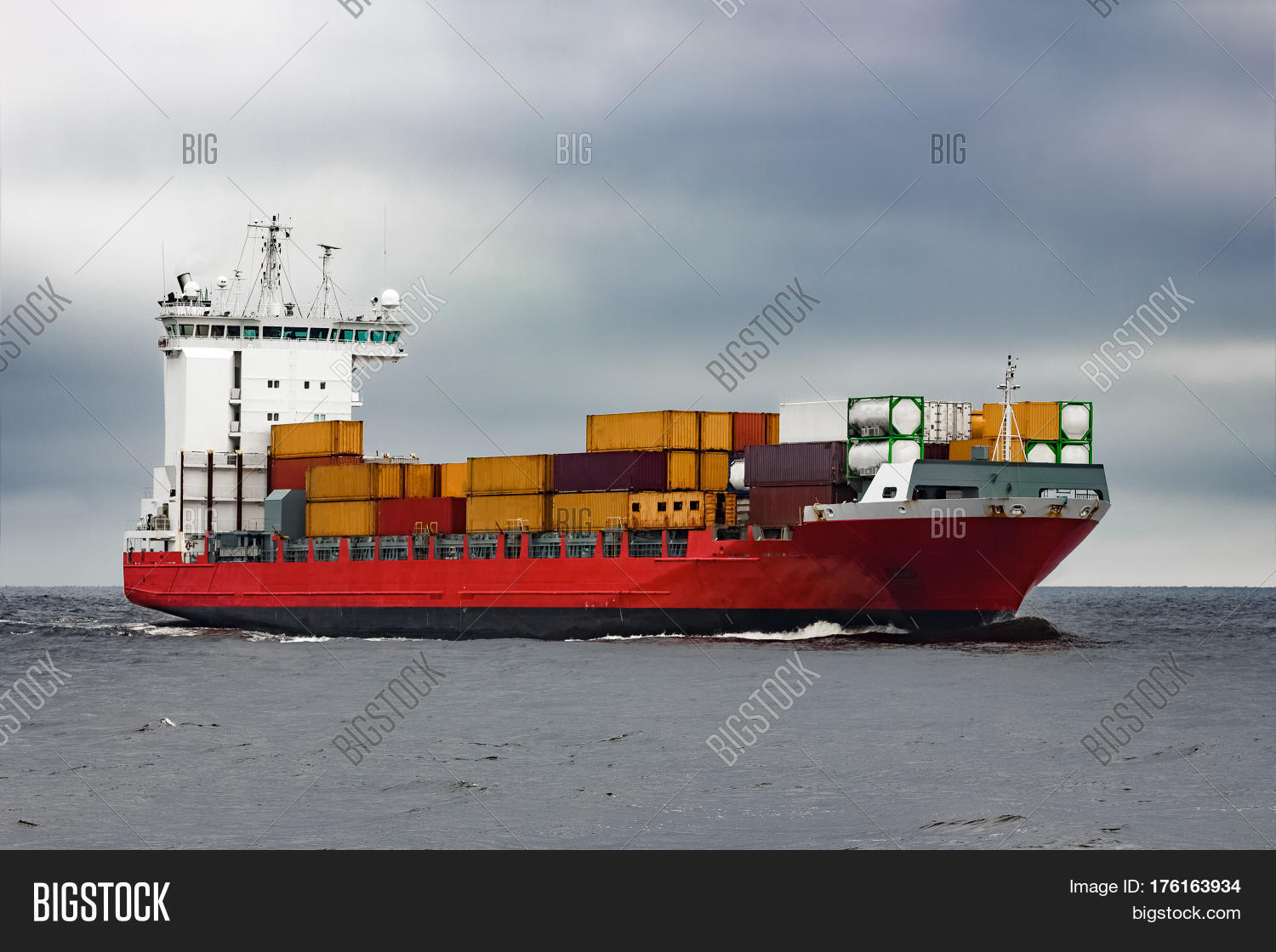 Red Cargo Container Image & Photo (Free Trial) | Bigstock