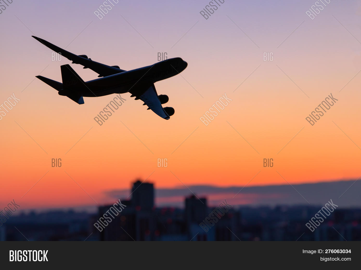 Airplane Flying Over Image & Photo (Free Trial) | Bigstock