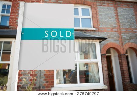 Real Estate Sold Board Image & Photo (Free Trial) | Bigstock